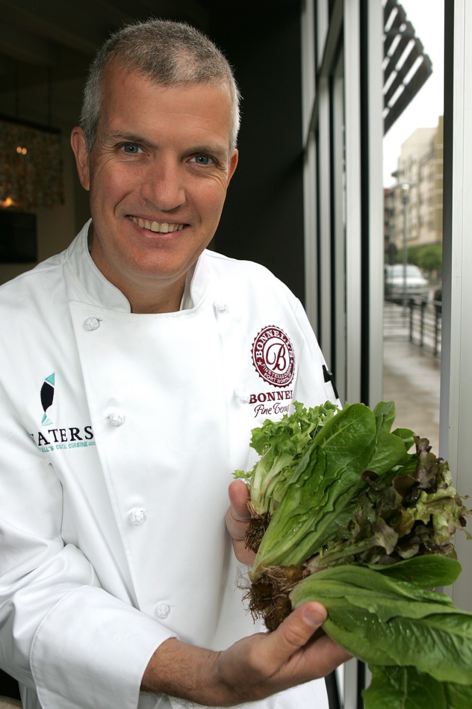 Think Global, Eat Local - Fort Worth Weekly